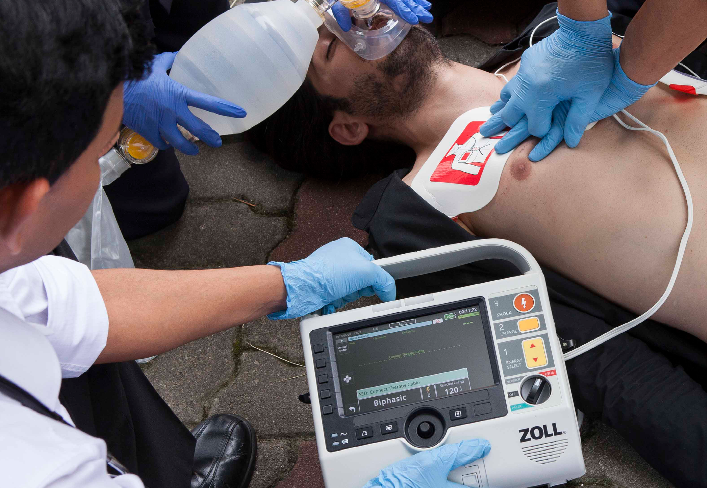 ZOLL M2 Monitor/Defibrillator for Hospital and EMS | ZOLL Medical